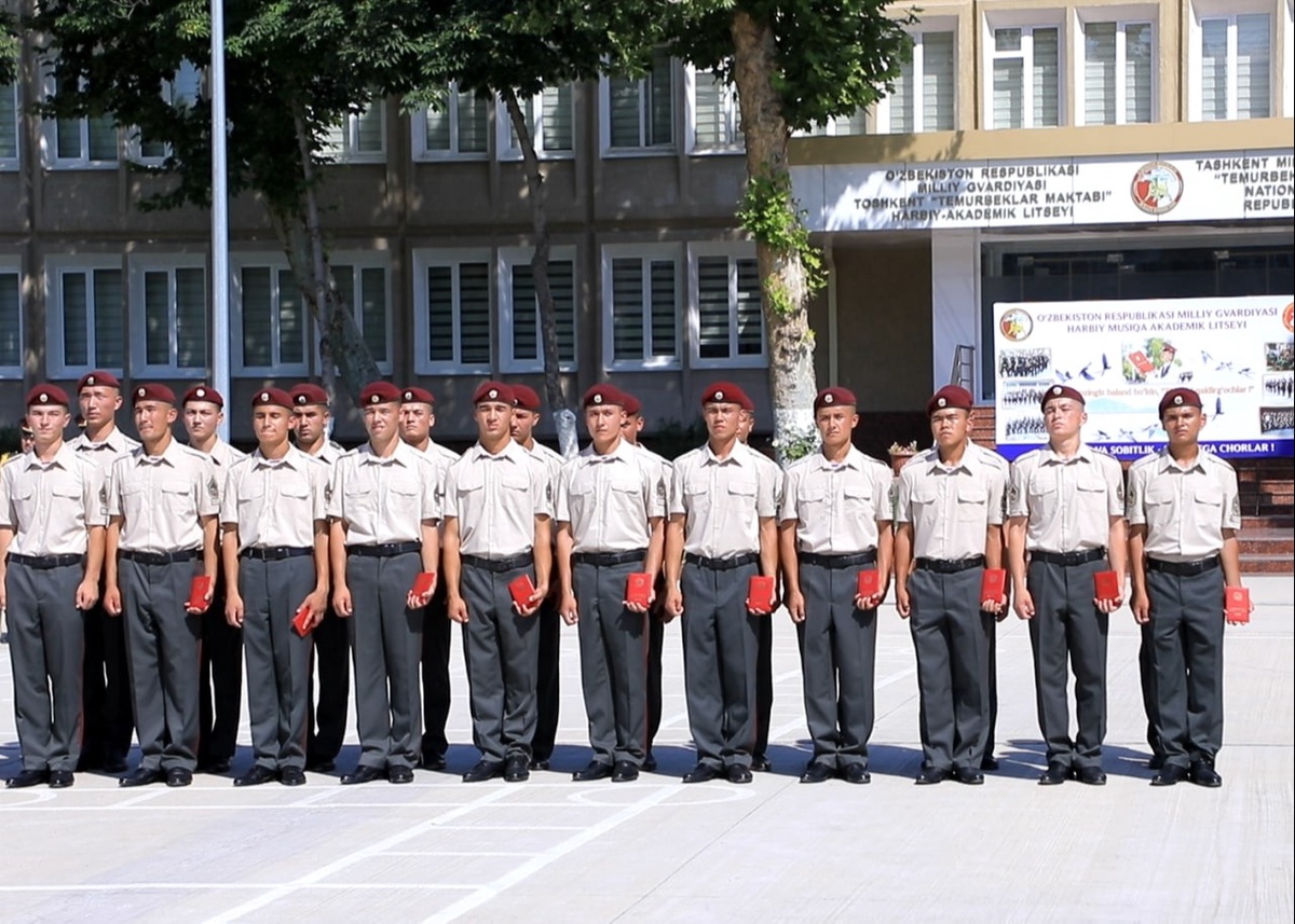 Harbiy maktablarda bitiruv marosimi boʻlib oʻtyapti