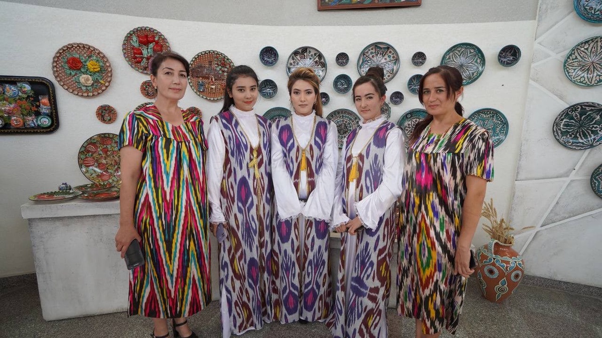 Namanganda “Xon atlas” festivali boʻlib oʻtmoqda