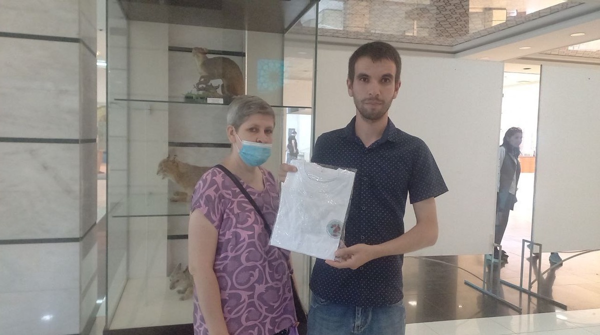 Sakkizi bor raqamli mehmonlarga muzeydan esdalik sovg'alar berildi