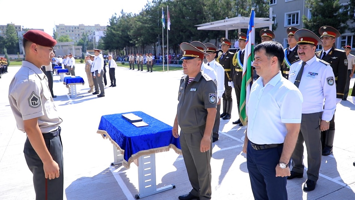 Harbiy maktablarda bitiruv marosimi boʻlib oʻtyapti