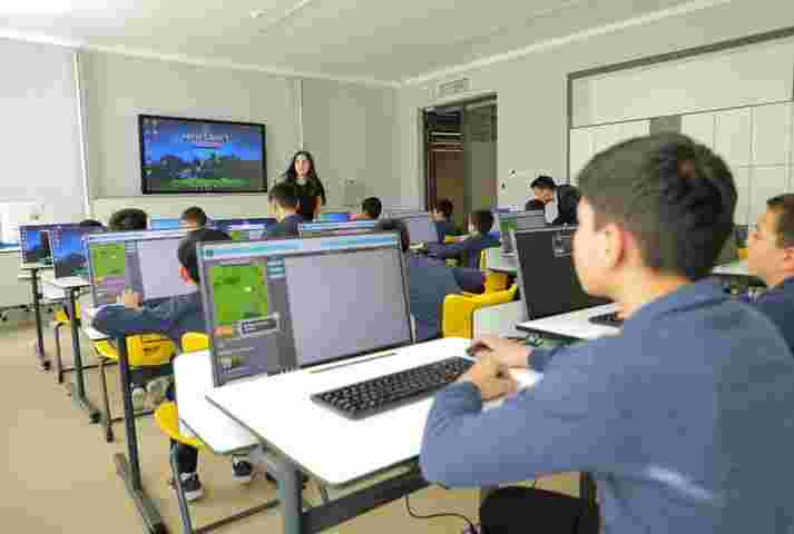 Samarqandda 15 ta ixtisoslashtirilgan maktab ochildi